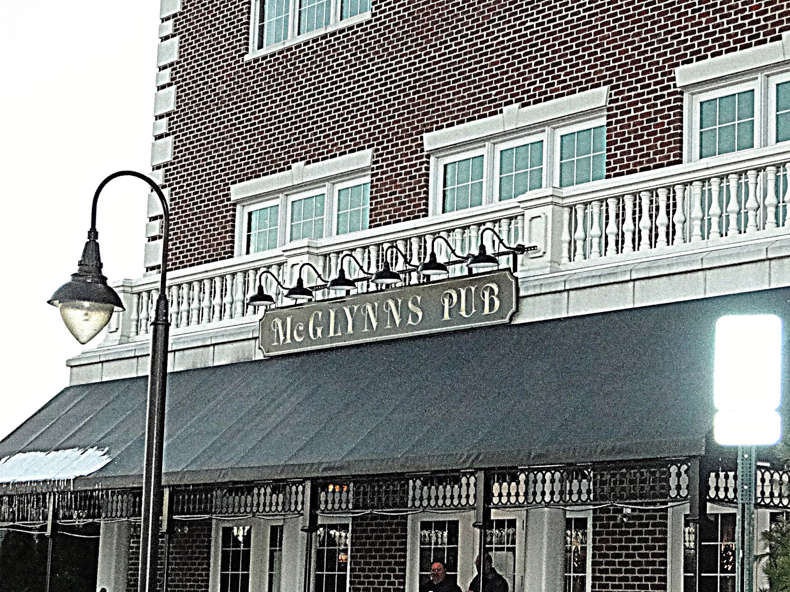 A Little Bit of British from Across The Pond: McGlynns Pub Dover Delaware