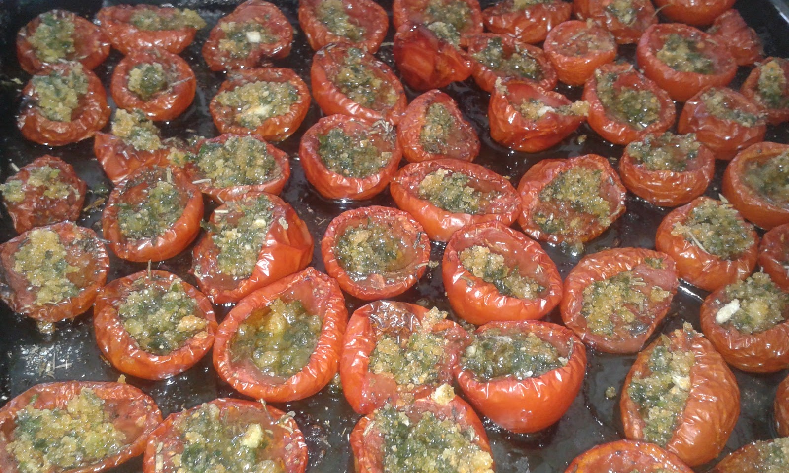 La cuisine de Mamylène: MES PETITES TOMATES AU FOUR