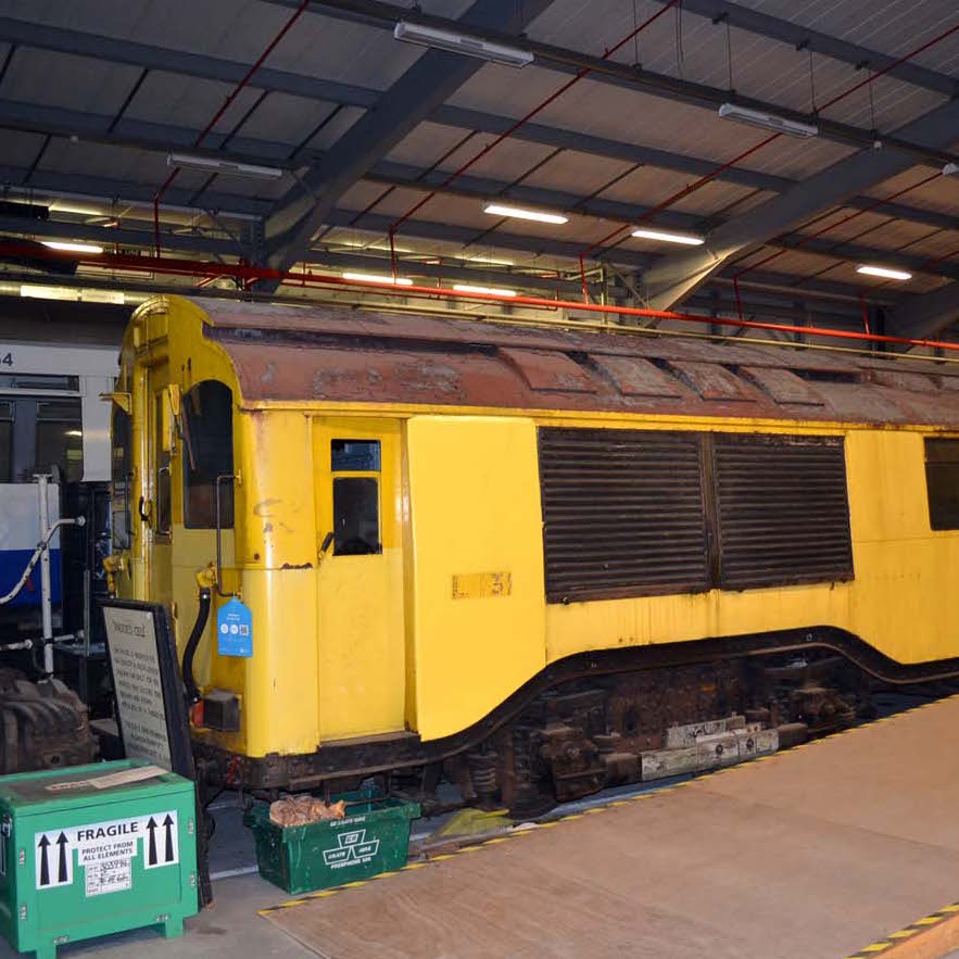 British Diesels and Electrics: Class 485 4-VEC [Updated]