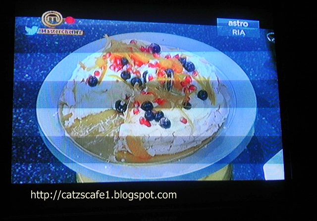 Catz's Cafe: Pavlova Che Lah