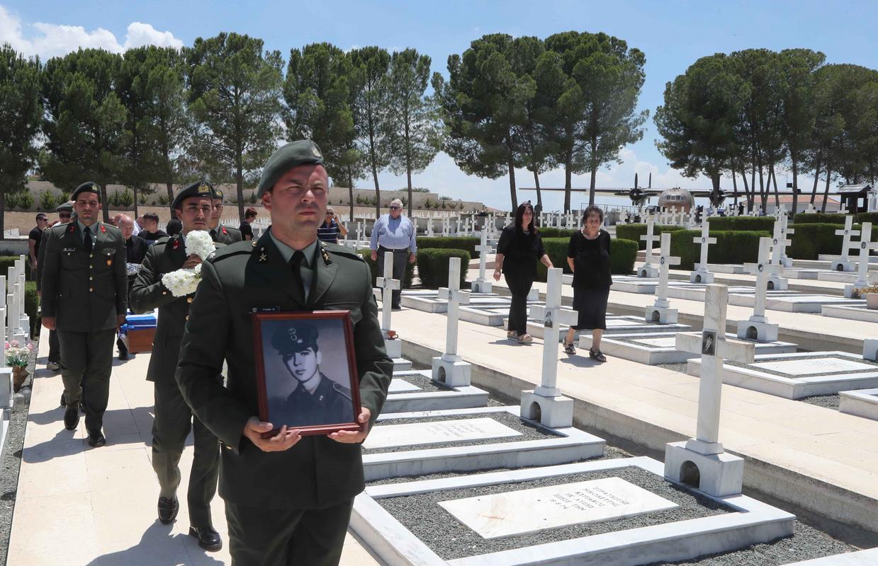 ΖΩΔΙΑ: ΑΝΘΥΠΟΛΟΧΑΓΟΣ ΠΥΡΟΒΟΛΙΚΟΥ ΧΡΙΣΤΟΔΟΥΛΟΣ ΧΑΤΖΗΧΡΙΣΤΟΔΟΥΛΟΥ ΤΟΥ ...