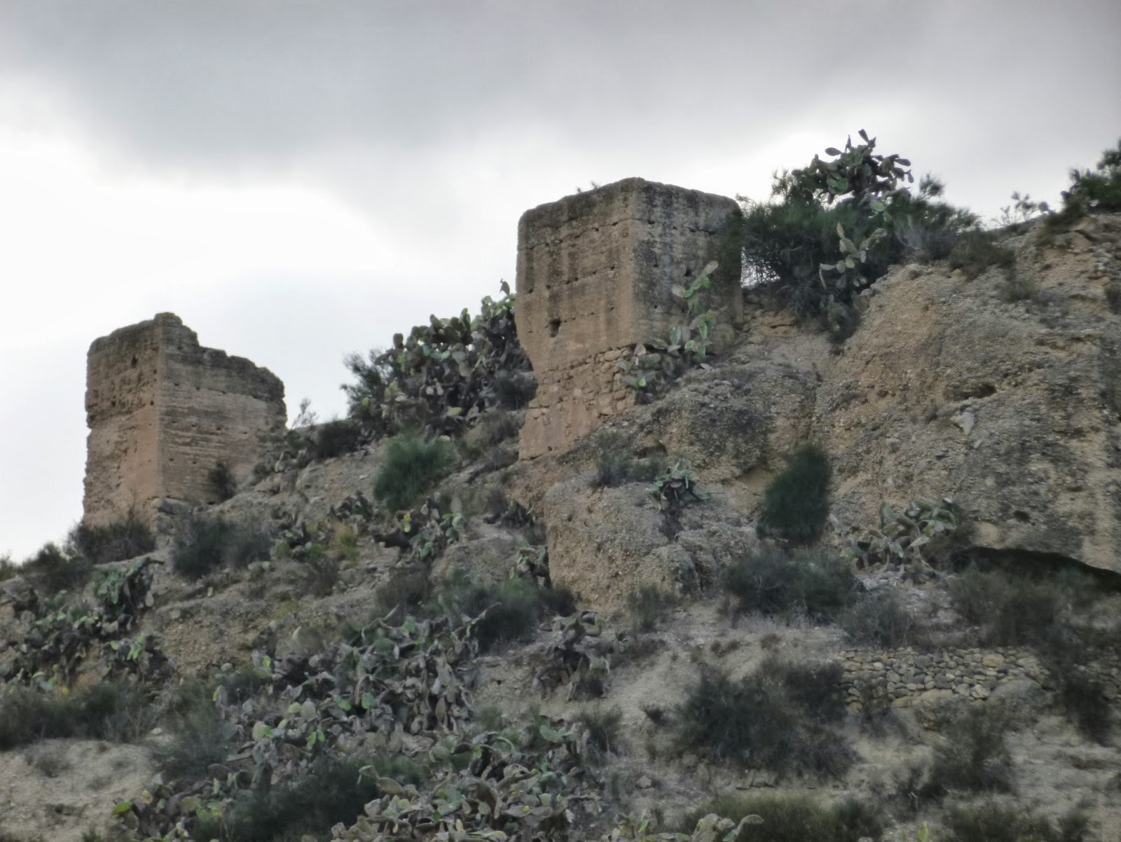 Guía de los Castillos, Torres y Fortificaciones de Alicante: Castillo ...
