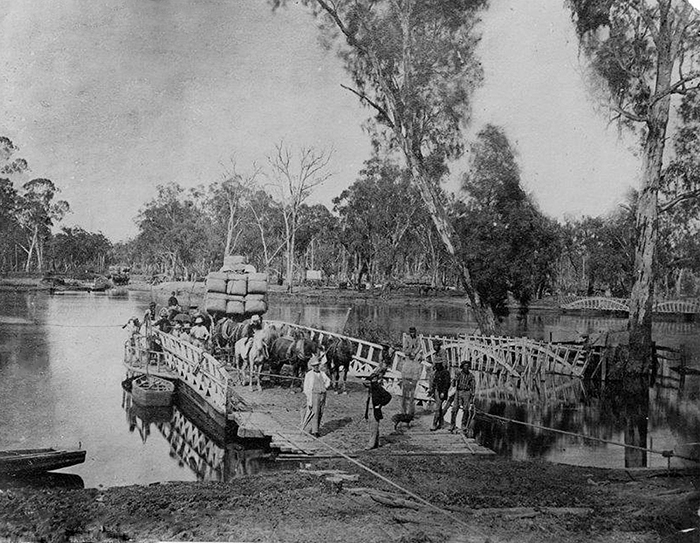 DESIGN and ART MAGAZINE: TRAVEL: A River Runs Through It: Echuca ...