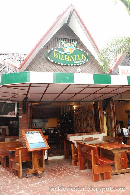 THE PICKIEST EATER IN THE WORLD: THE BORACAY CHRONICLES: THE HALLOWED ...