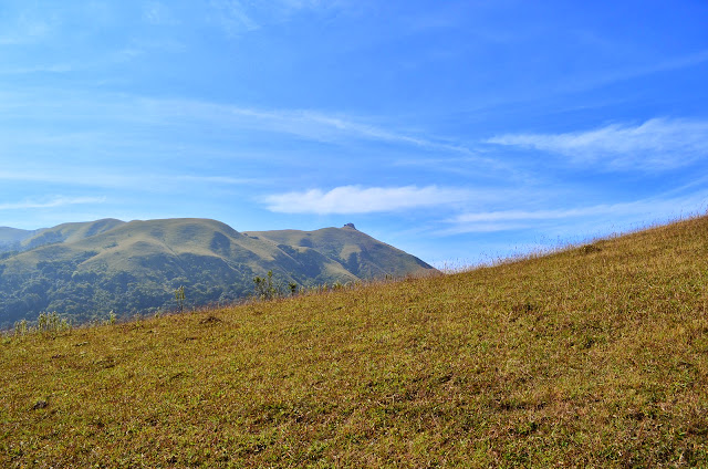 Sharath Hassan A Travelling Photographer: JENUKALLU GUDDA (JENUKAL ...