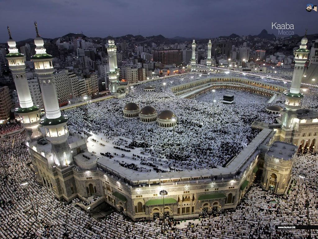 Bir tık kadar yakınında kursun.biz: Kâbe