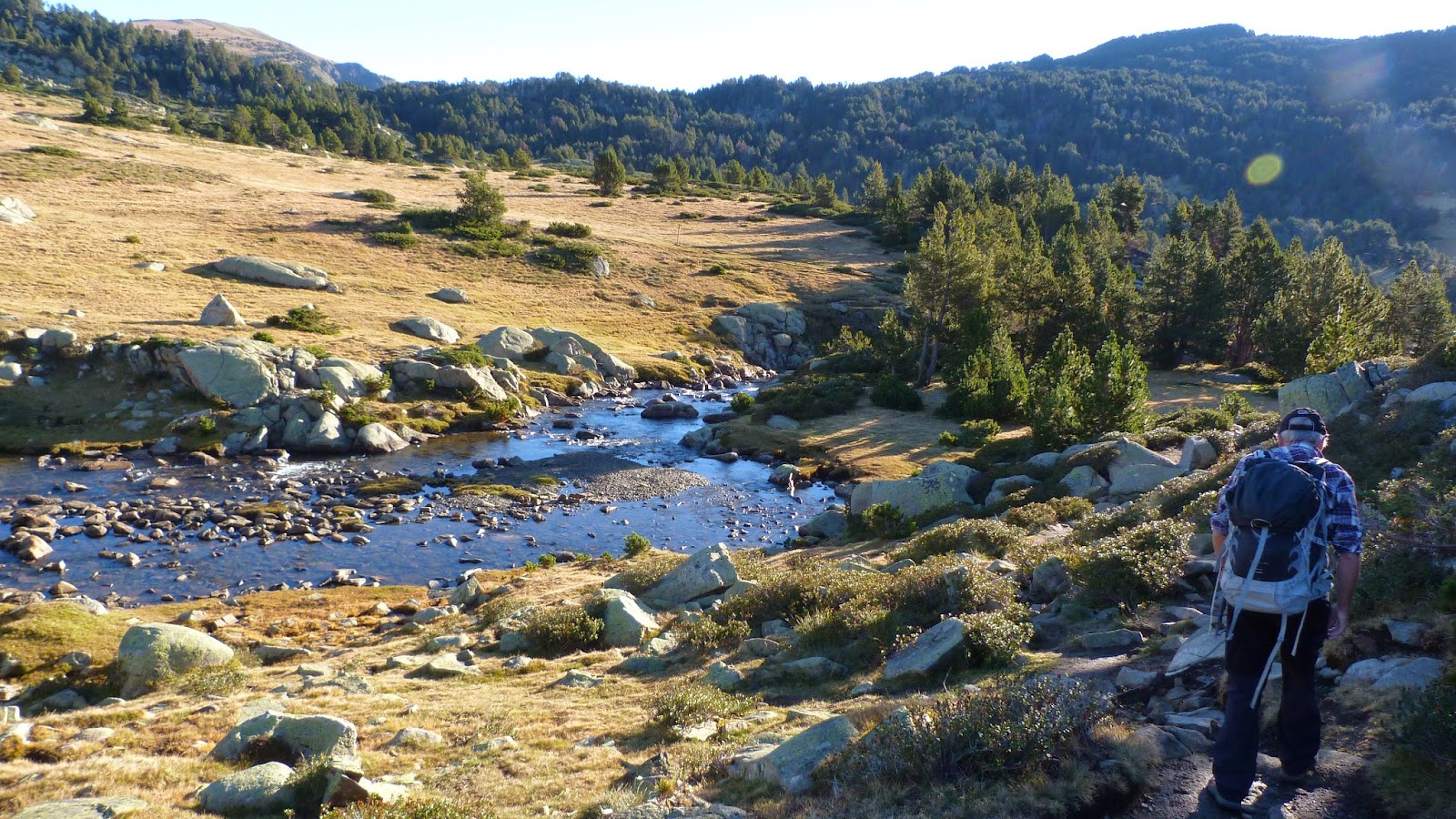 Pyrénées frontière sauvage: Randonnée Pic Péric (2810m) par l'arête Sud ...