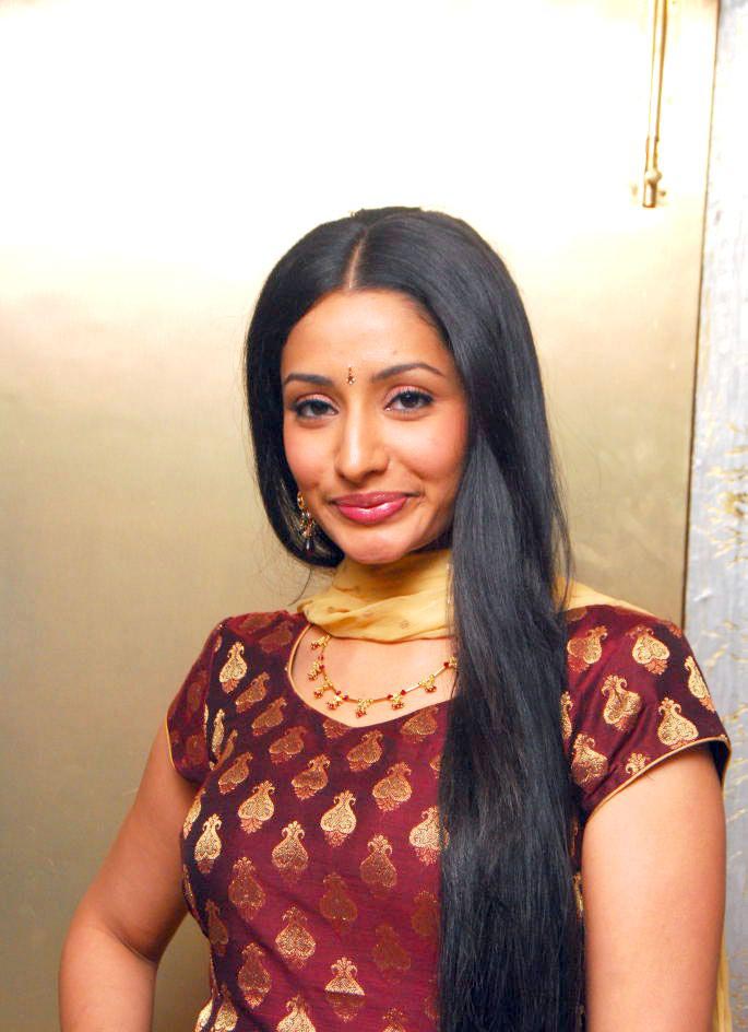 Anitha photos, Anitha gossip, Anitha biography, Anitha wallpapers ...