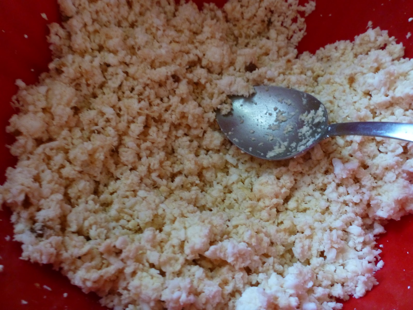 HEY!....IT'S MARJ: Puto Balanghoy (steamed cassava)