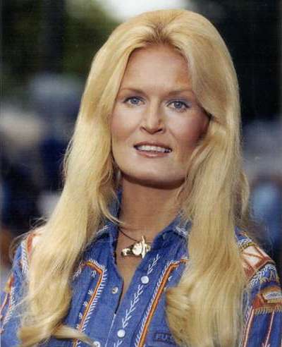 FROM THE VAULTS: Lynn Anderson born 26 September 1947