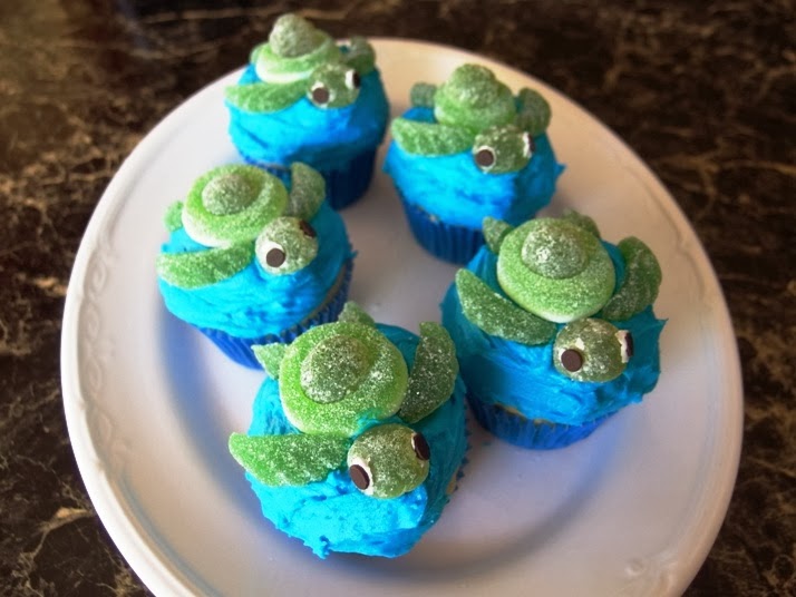 Reez's Gap Year: The Things I Deem Bloggable: Turtle cupcakes