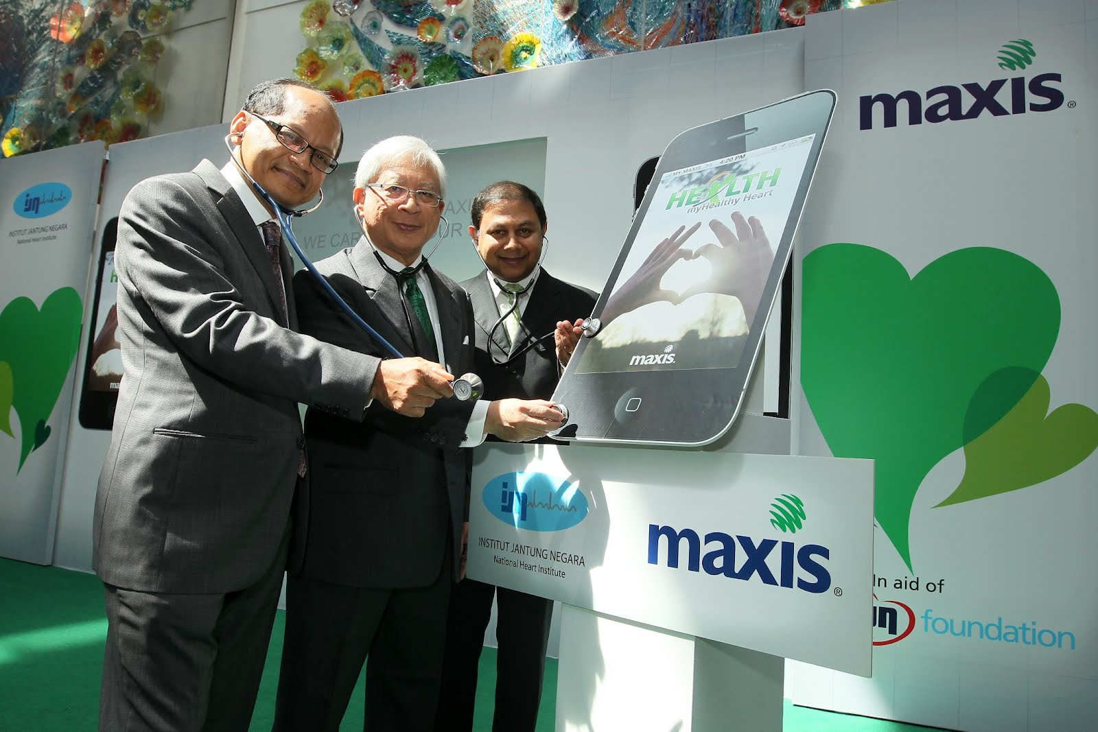 SC Cyberworld = Malaysia's Latest IT News: MAXIS AND IJN ESTABLISH ...