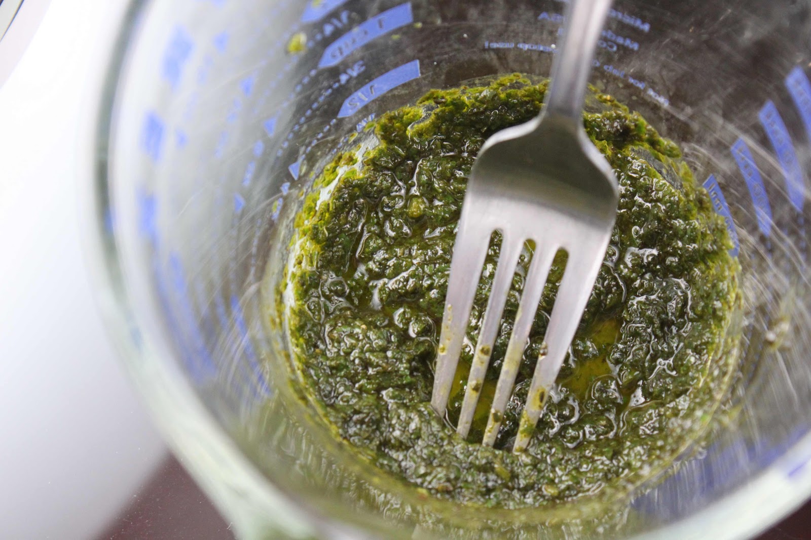 Fat and Happy Blog: Basil Cubes; How to freeze fresh basil