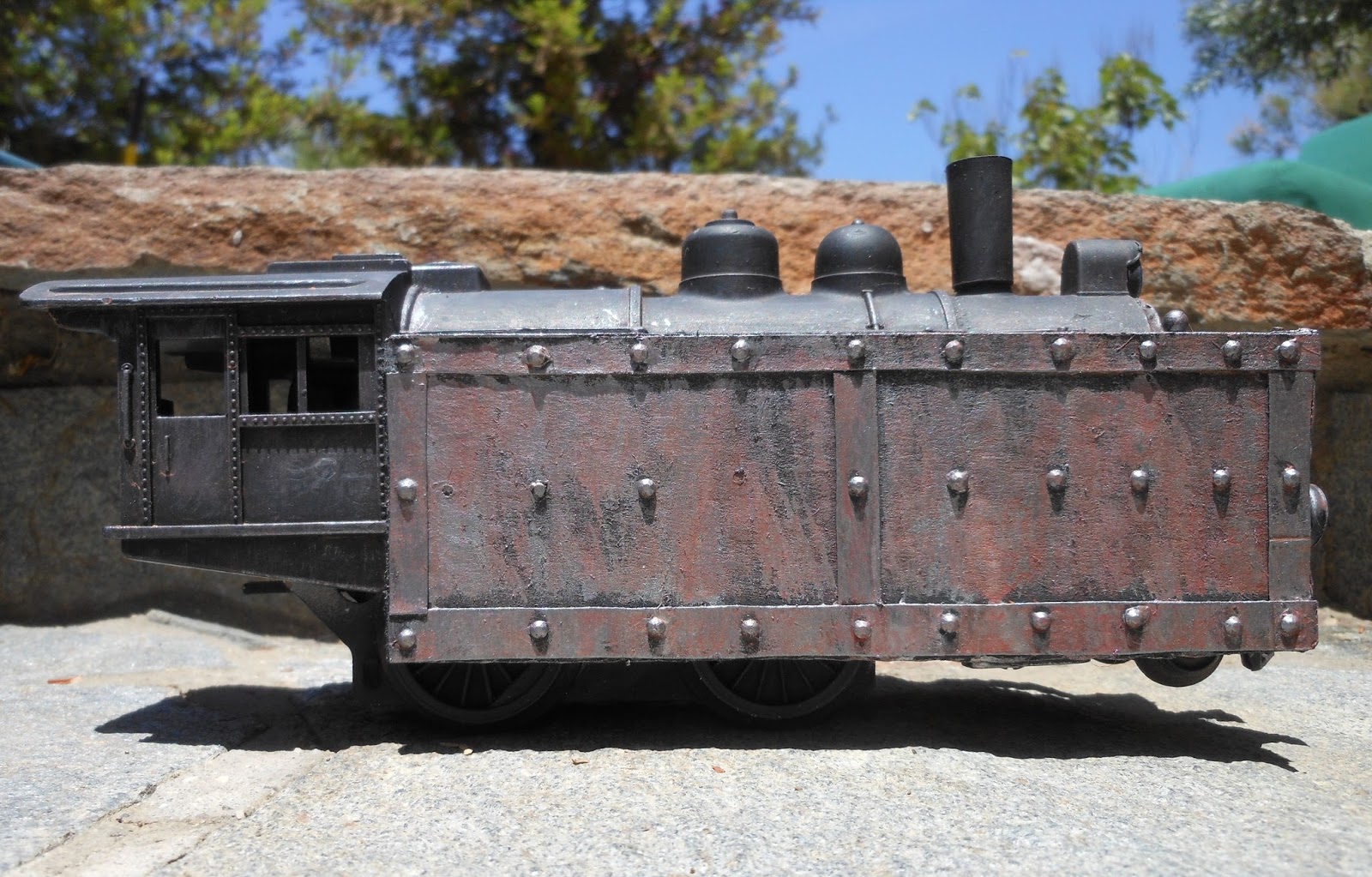 World Historyprof: Armored Train Engine-Protection in a Hostile World