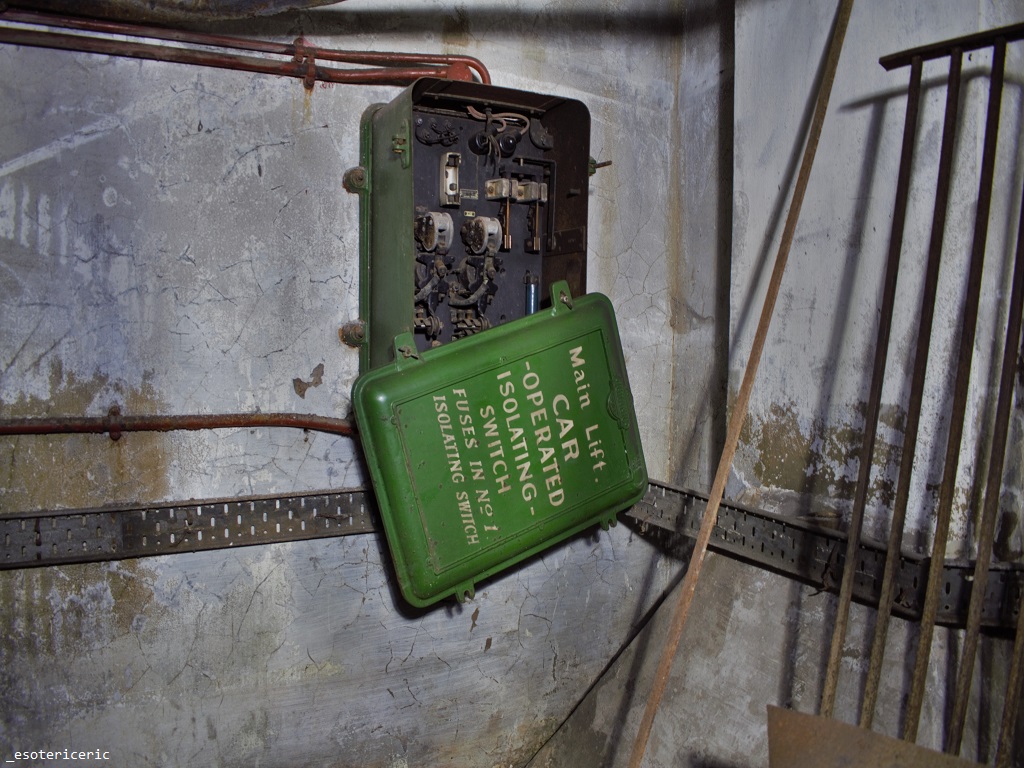 Esoteric Eric: In Accordance with Ordinance : Vickers Building ...