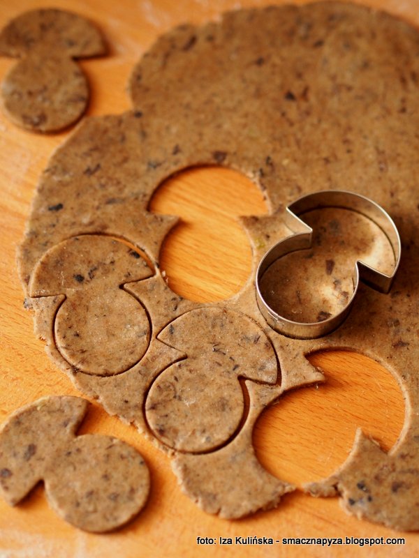 Ciasteczka grzybowe. Małe krakersy z grzybami | Smaczna Pyza