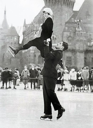 Skate Guard: Two Hits Of Hungary: The Emília Rotter And László Szollás ...