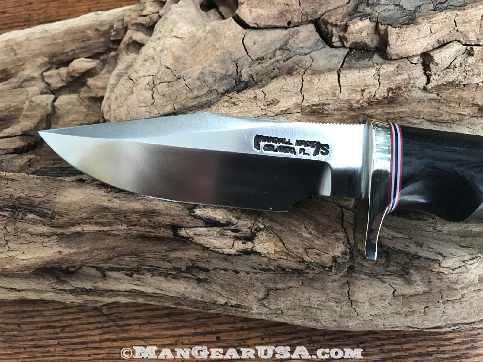 Man Gear: Randall Made Model 23 GameMaster Black Micarta,Finger Grooves