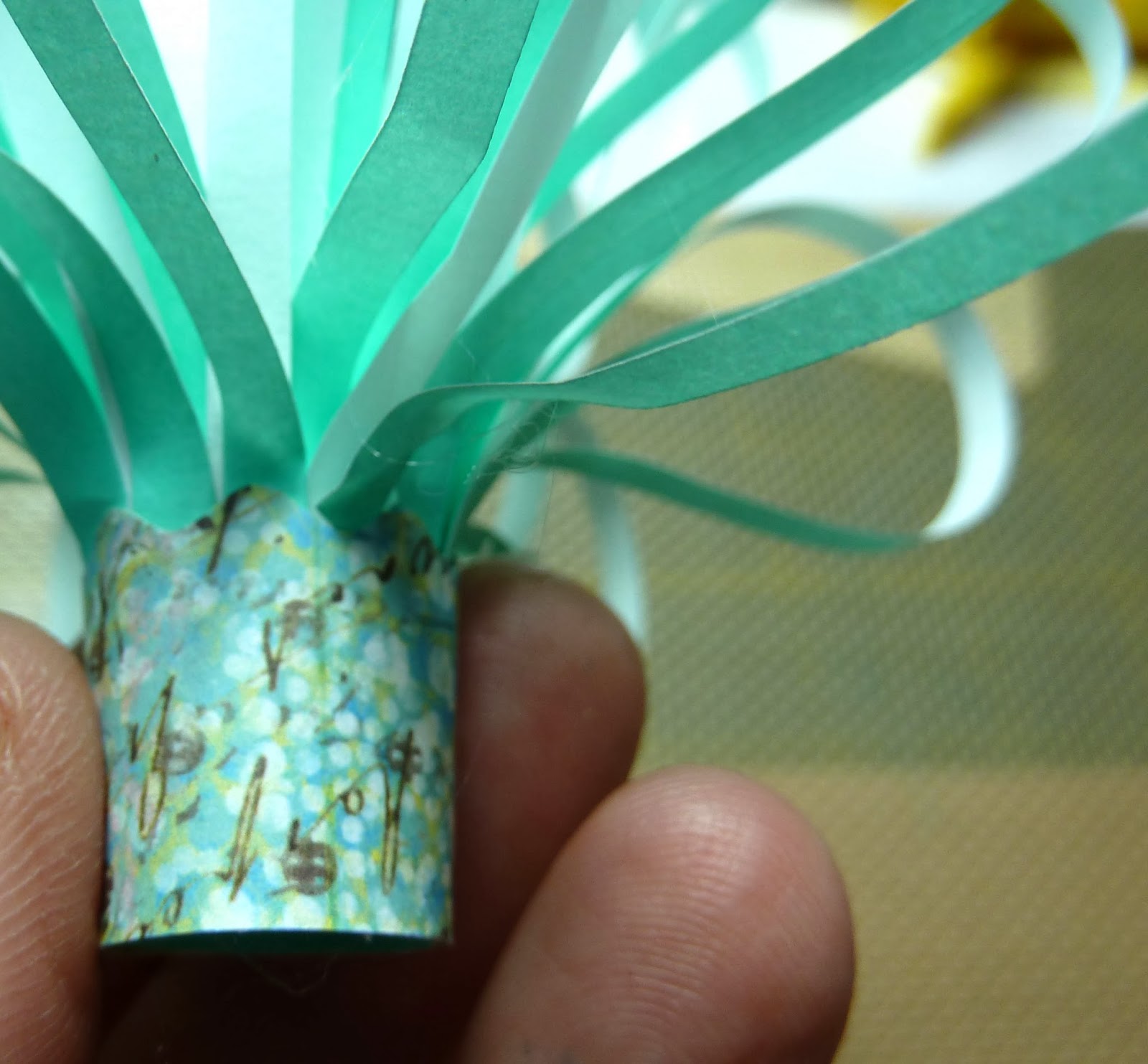 Trying Out "Paper Blooms" by Jeffery Rudell