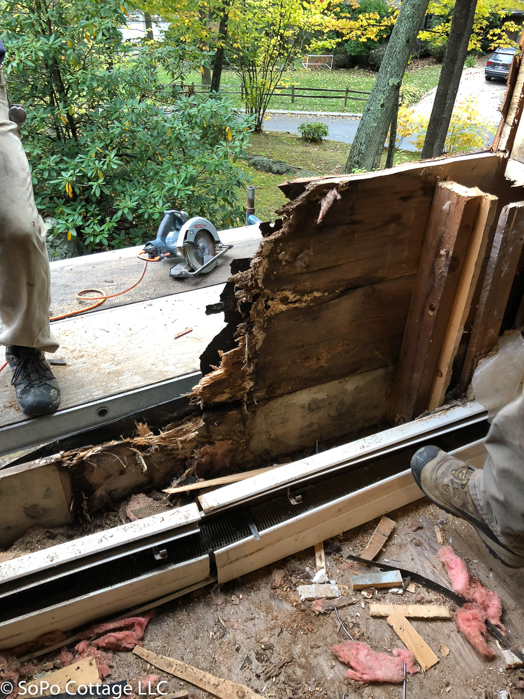 SoPo Cottage: For the Love of a Bubble Window - But Don't Try This at Home