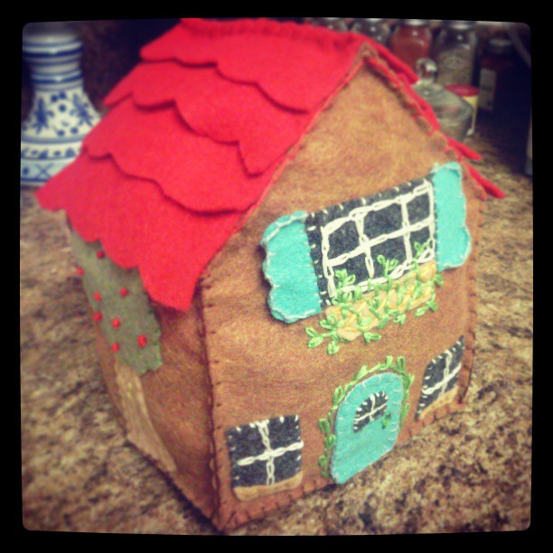 Pre-K Tweets: felt cottage DONE!