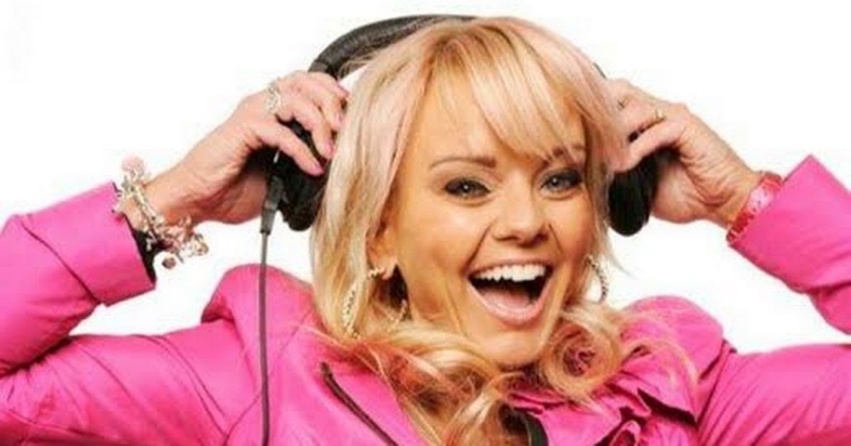 NUMBER 9.................. Reviewing The Arts UK-wide: INTERVIEW: Aidan ...