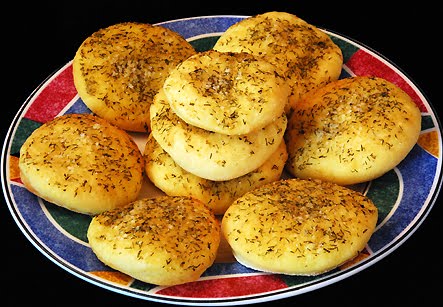 Dunkin Cooking the Semi-Homemade Way: Mini Garlic Dill Flat Bread