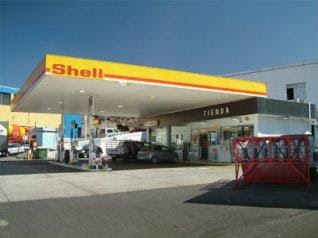 Desarrollo y Defensa: Grupo chileno Luksic compraría Shell Argentina