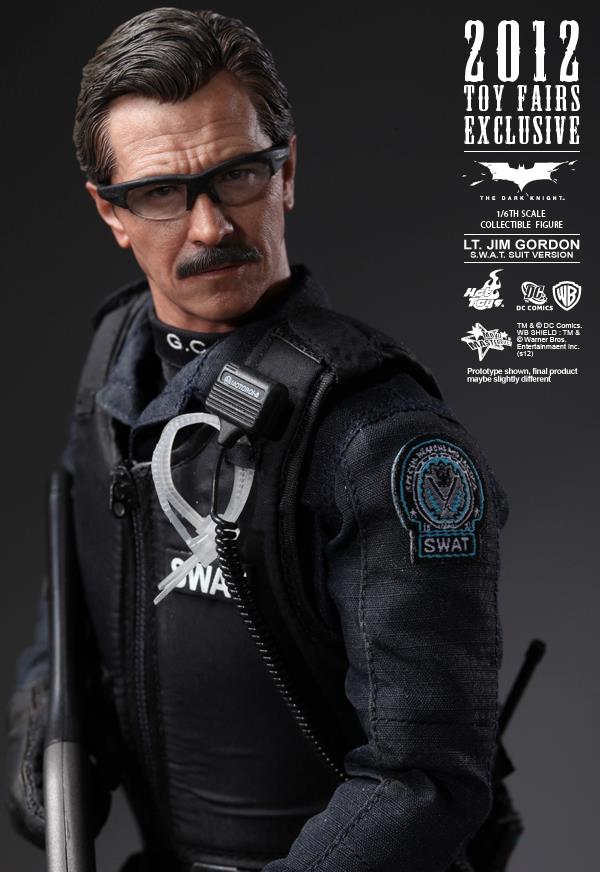 toyhaven: Hot Toys Toy Fairs Exclusive: "The Dark Knight" 1/6th scale ...