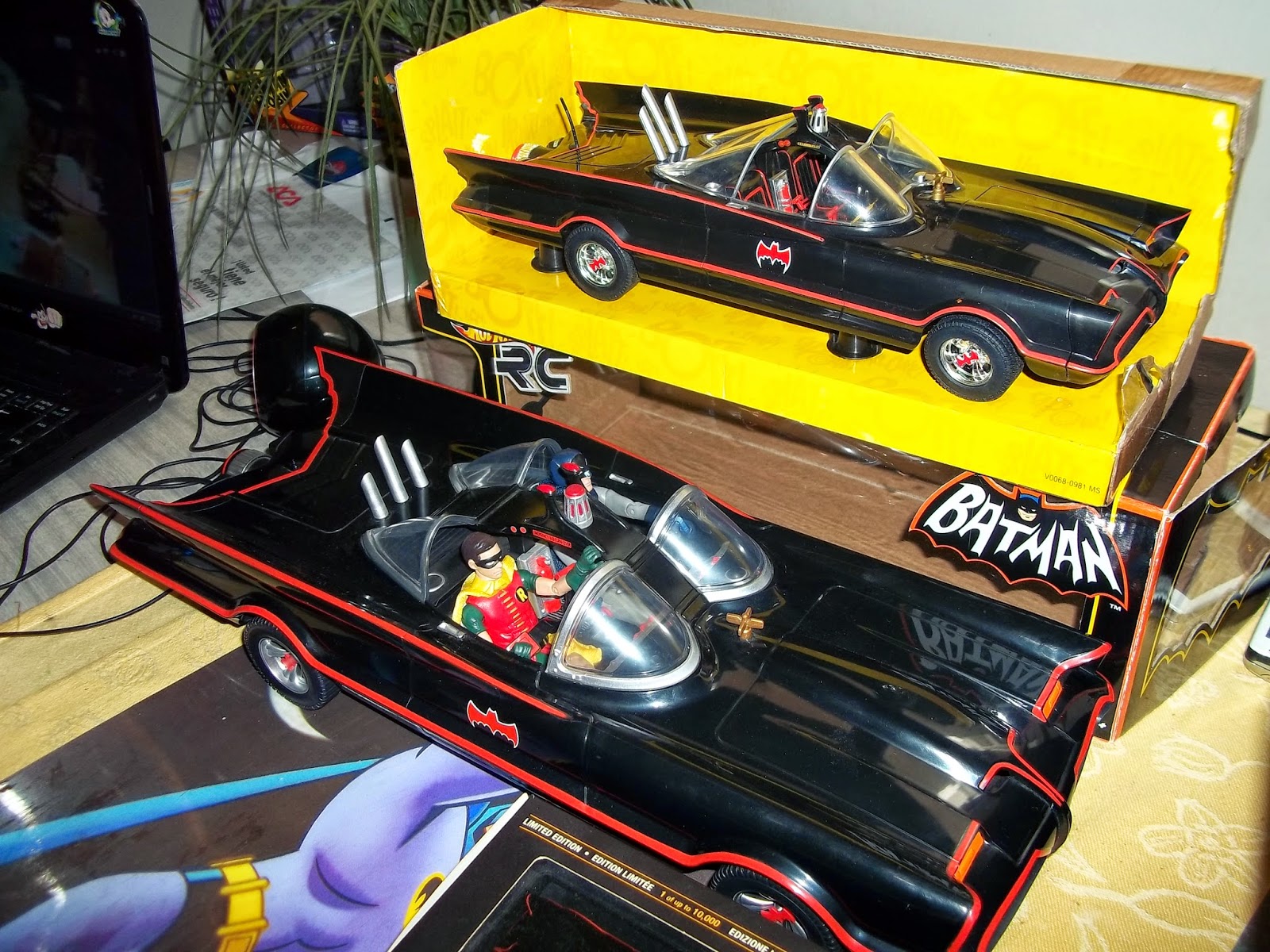 BATIMOVIL SERIE 1966 DE MATTEL ESCALA 1/12