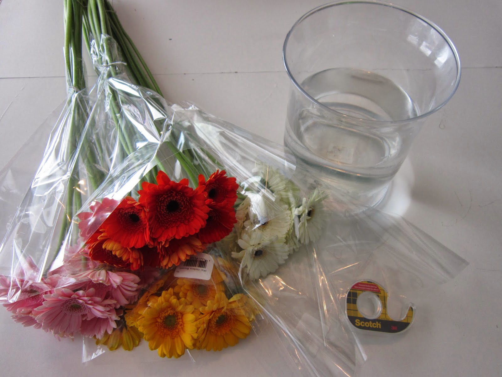 Spontaneously Creative: Arranging Fresh Flowers