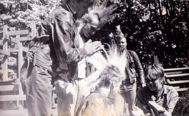 Candid Snapshots That Capture Scenes of Estonian Punk Culture From the ...