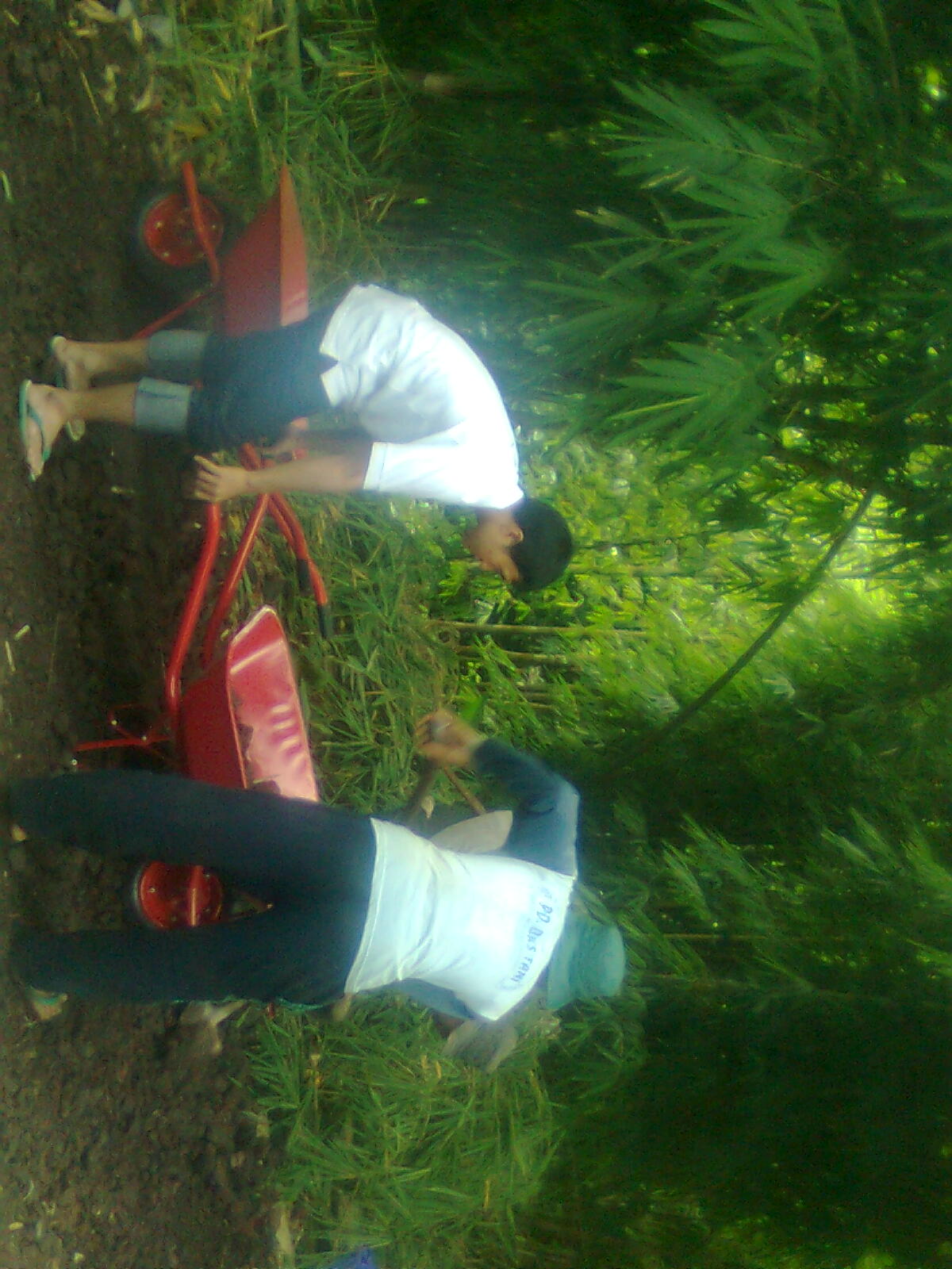 p2mtiga: Kegiatan Kerja Bakti di Desa Ciela Kecamatan Bayongbong ...