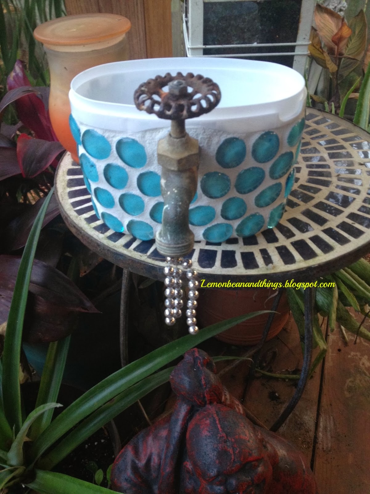 GARDEN Art DIY: Water Faucet Flower Pot