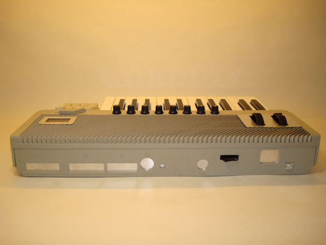 MATRIXSYNTH: Custom MIDI Controller in Atari 1040ST Case & Yamaha ...