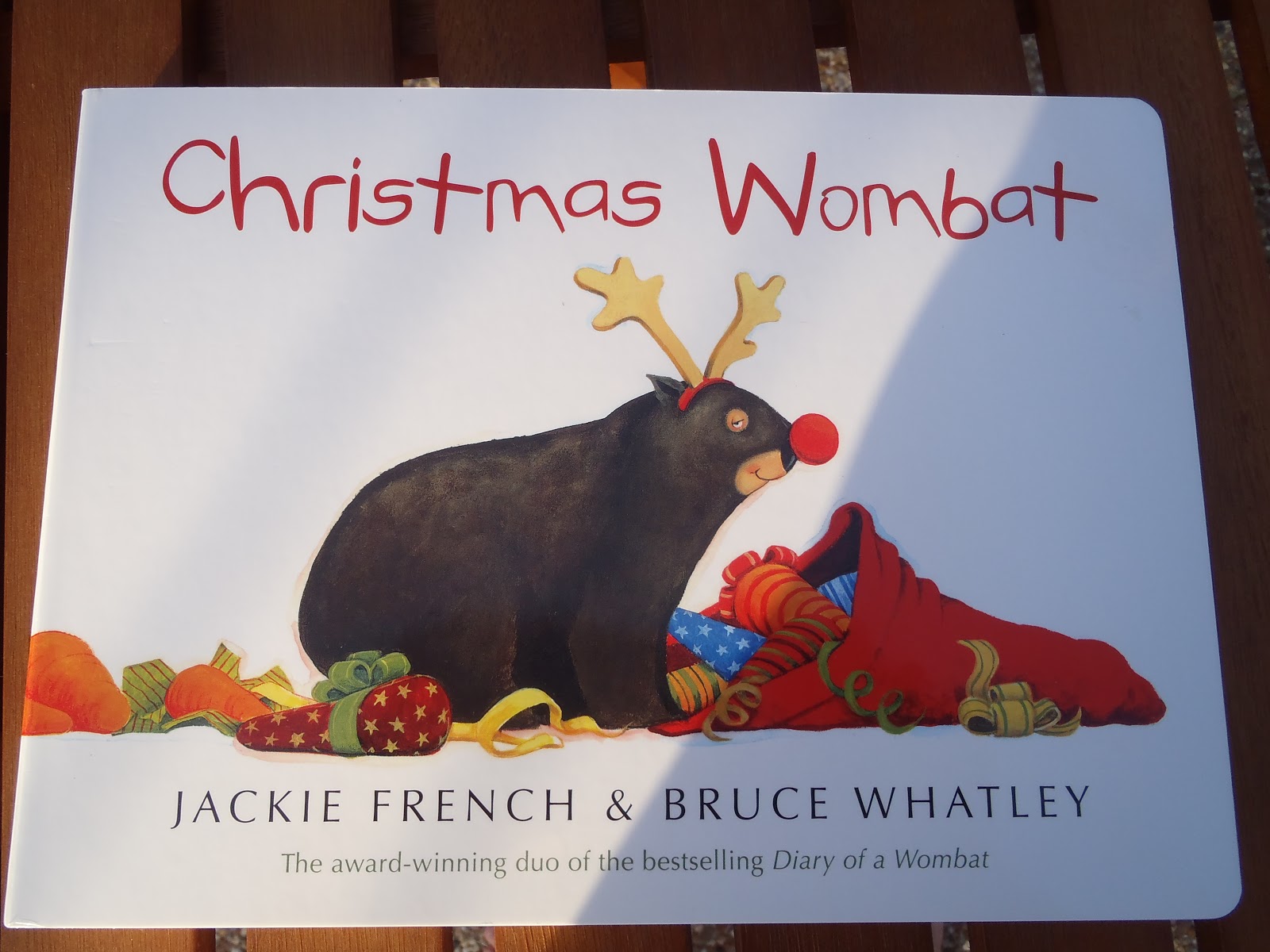 Find me with a book: Christmas Wombat - Reviewed by Ben