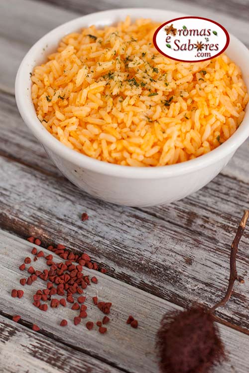 Aromas e Sabores: Arroz simples com urucum