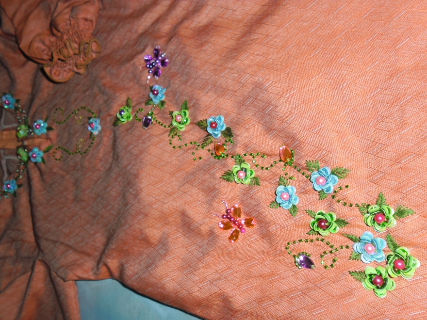 From Bakery 2 Embroidery: Sulaman Manik & Benang