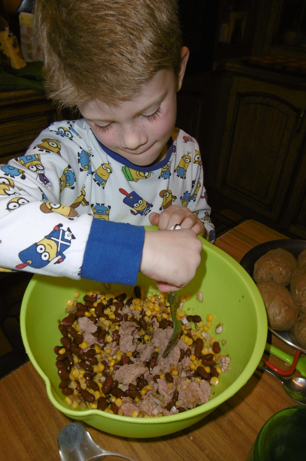 Madhouse Family Reviews: Children's book review : Cool Kids Cook ...