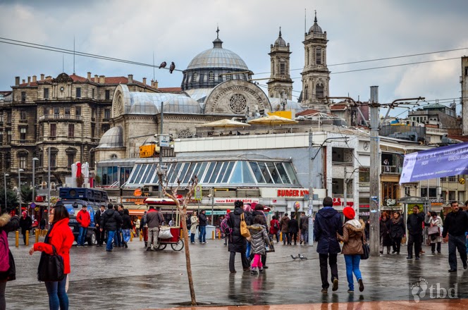 Taksim Square and Istiklal Avenue - The heart of Istanbul - Traveling ...