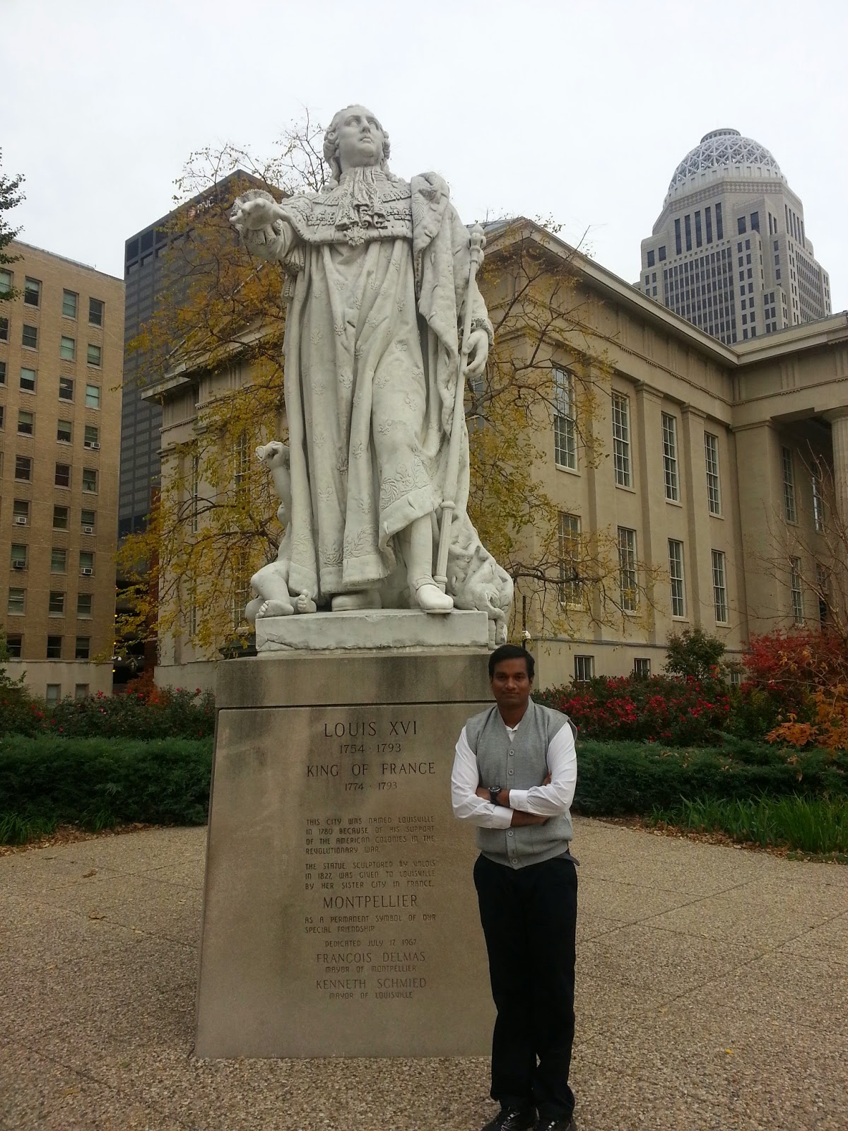King Louis Louisville Statue | semashow.com