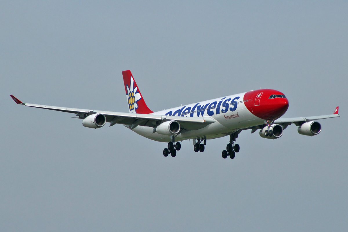 Eastwings: A340-313 * Edelweiss Air * HB-JMG