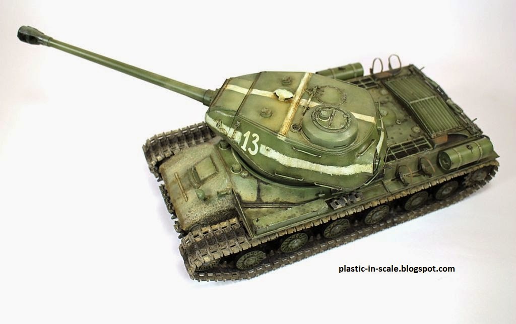 Plastic in Scale: Stalin's Heavy Tank.. JS-2