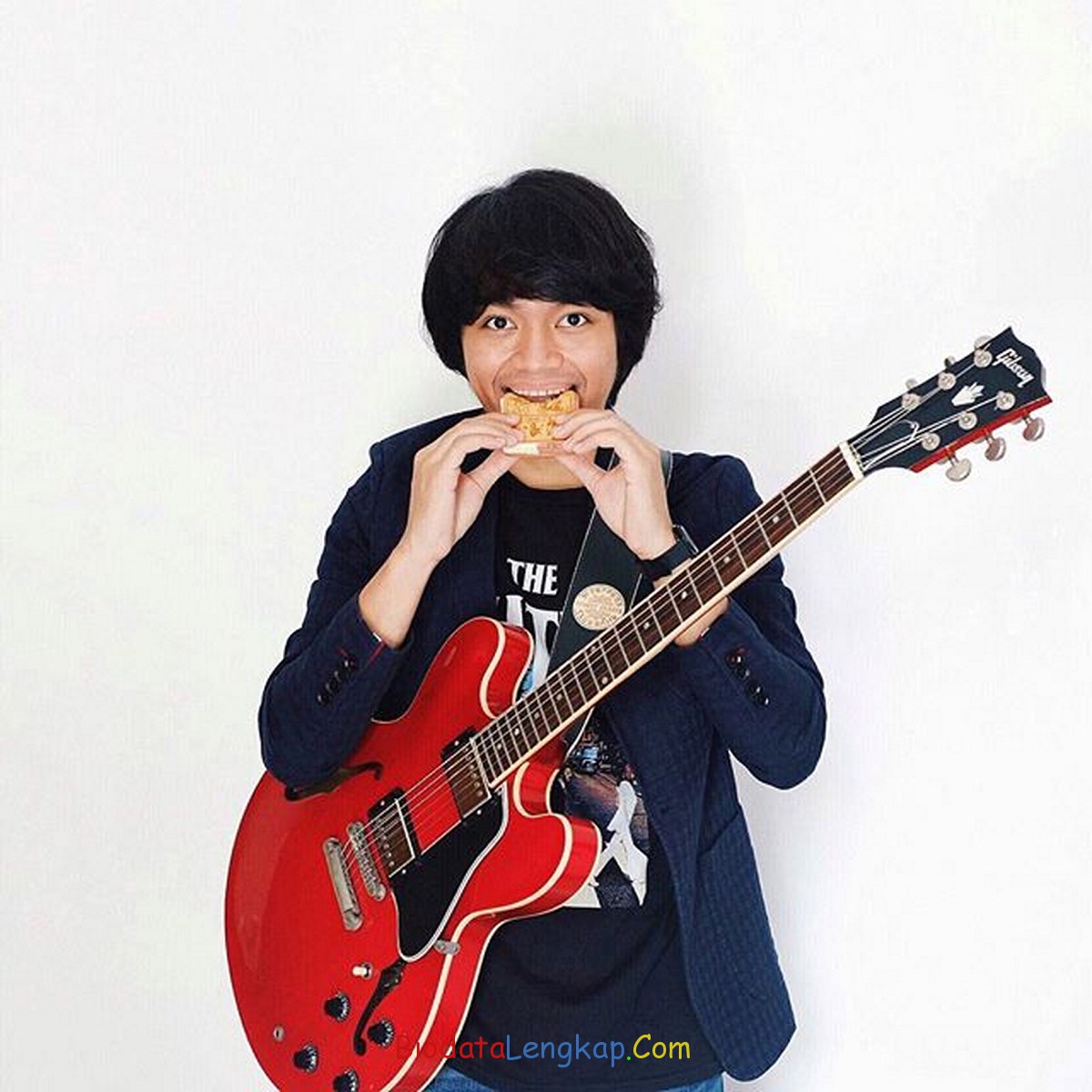 Foto Dan Biodata Lengkap Calvin Jeremy