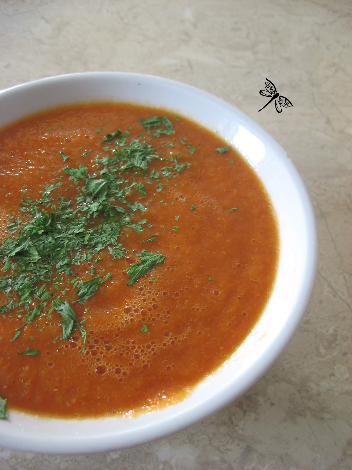 Libellule et ses spatules: Potage aux tomates et aux haricots blancs