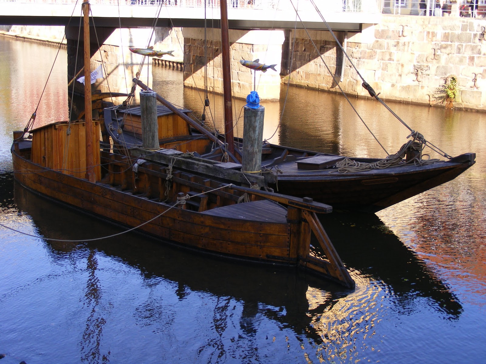 2himself: Medieval Ships & Quay