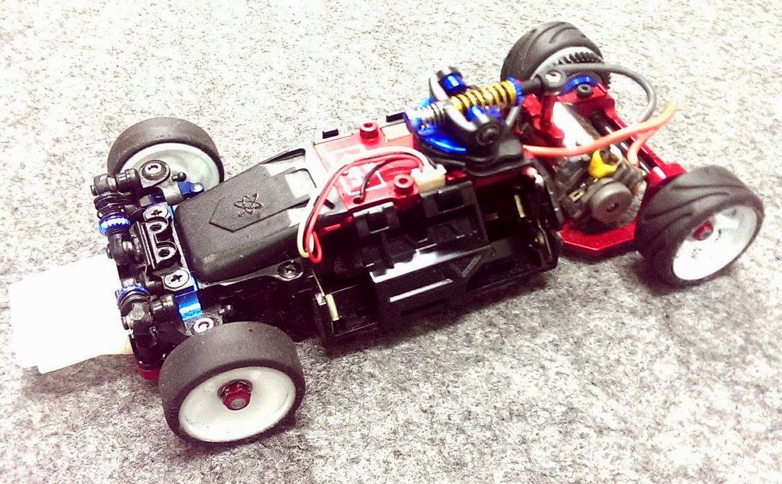 MRC阿璋 Mars Rc Club KYOSHO MINI-Z MR03 AWD VE~~~~: 為何競速入門建議從MR(二驅)車系玩起!
