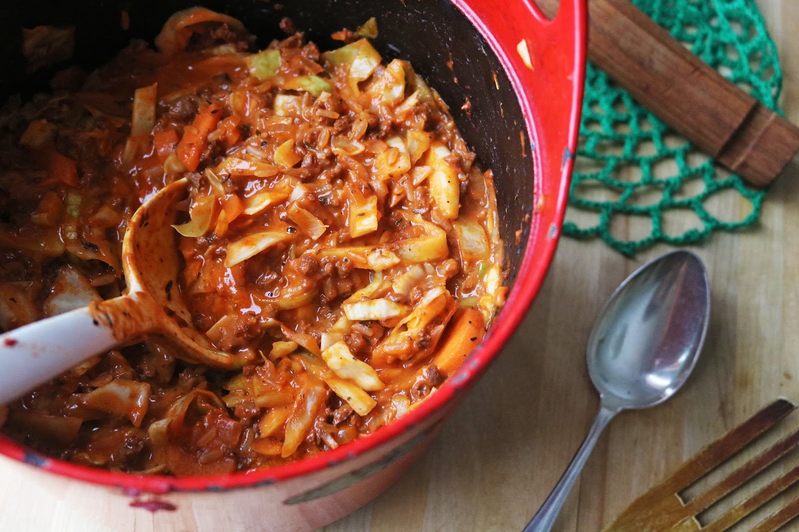 Linssinööri: Mausteinen soija-kaalipata