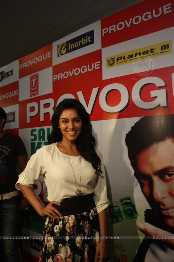 Planet Bollywood: Asin Ready Movie