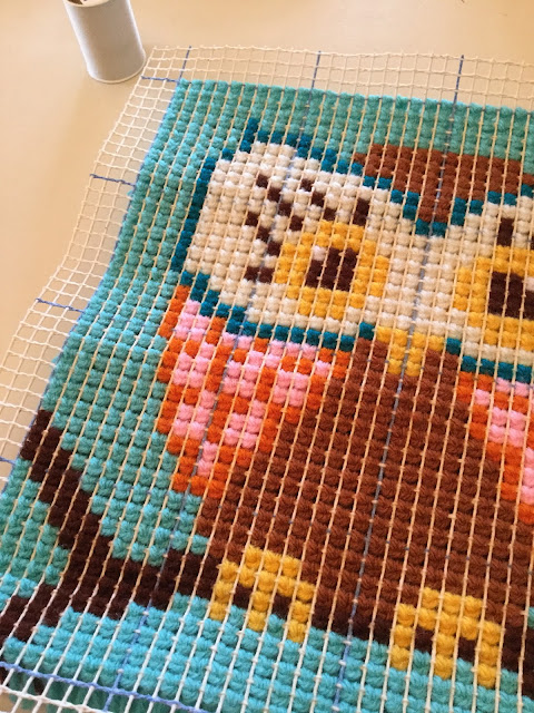 🐝 Bumbledaph: How-to bind a latch hook rug